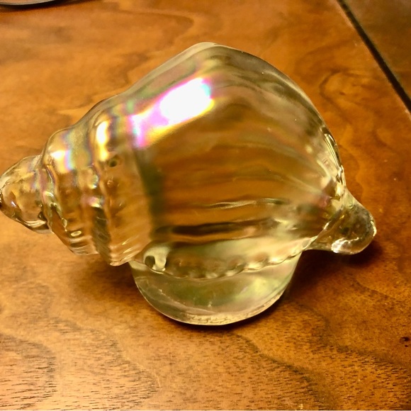 Accents | Vintage Glass Shell Paperweight | Poshmark